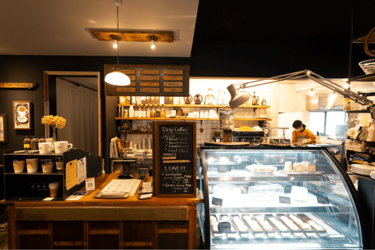 自家焙煎のコーヒーと共にゆったり時間を過ごせるカフェ「WAPLUS COFFEE（ワプラスコーヒー）」 - 秩父リゾート